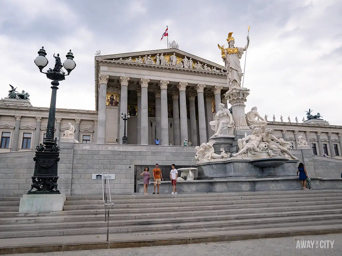 18 Most Iconic & Famous Buildings in Vienna, Austria (2025)